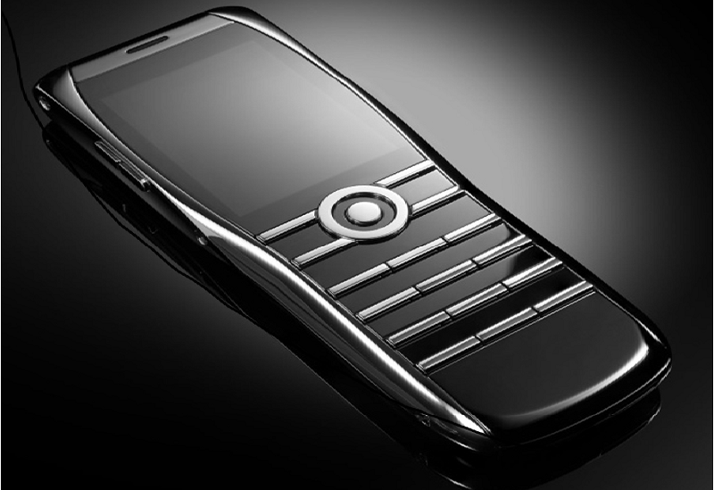 "Xor Titanium" هاتف الأثرياء الفاخر.. بإمكانيات أقل وخصوصية أكثر