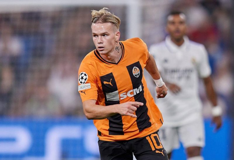 مودريك يوقع عقداً مع تشيلسي لـ8 سنوات ونصف